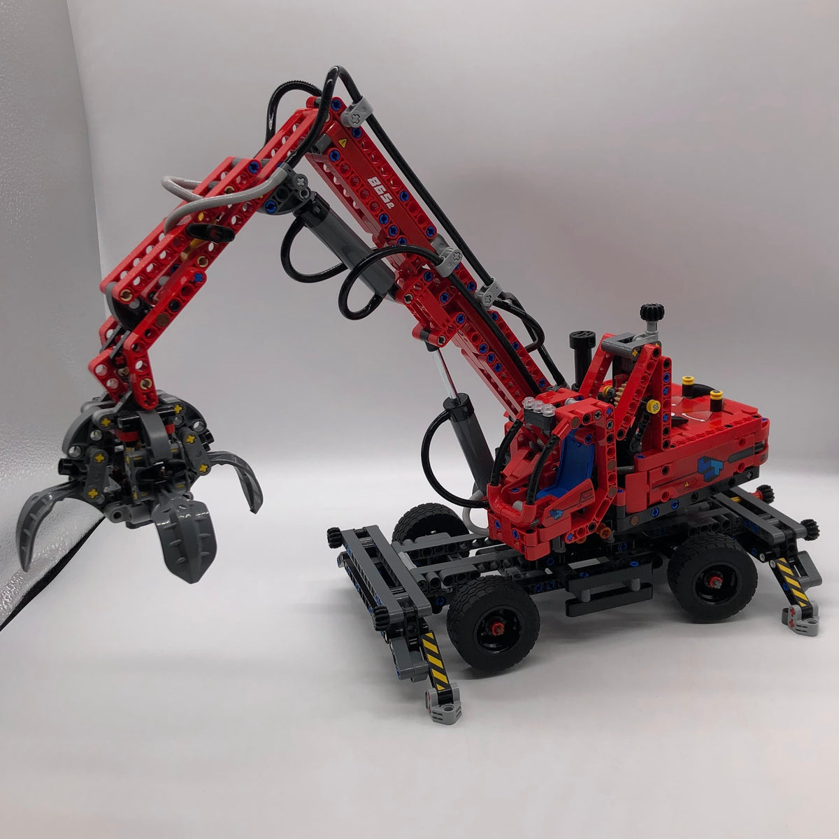 Material Handler 42144 - Used LEGO Technic Set – Bricks & Minifigs Eugene