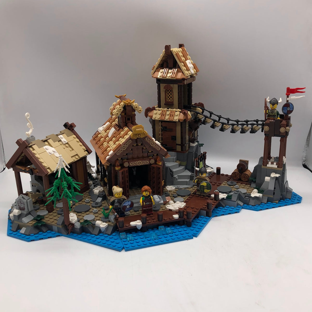 Viking Village 21343 - Used LEGO® Ideas™️ Set – Bricks & Minifigs Eugene