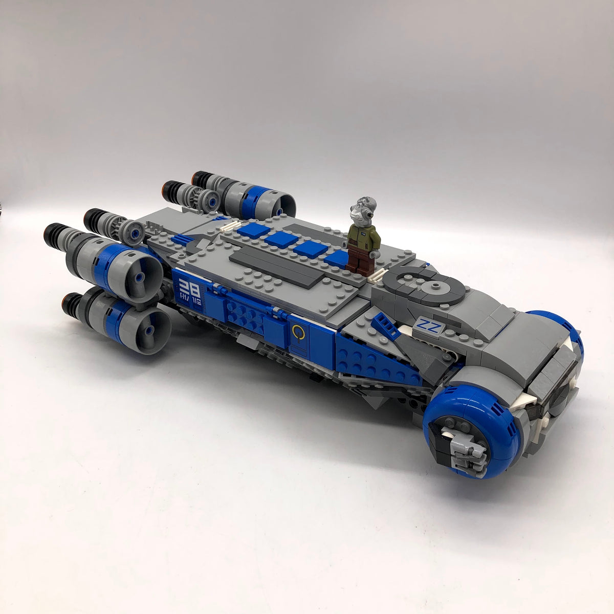 Resistance I-TS Transport 75293 - Used LEGO Star Wars Set – Bricks ...