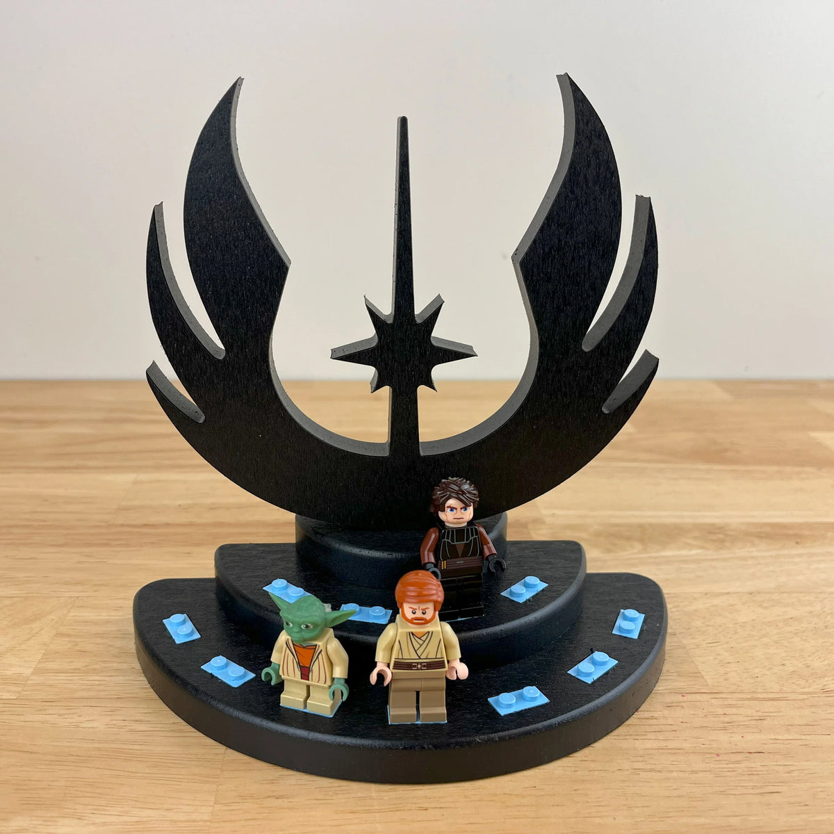 Minifigure Display - Space Power Guys – Bricks & Minifigs Eugene