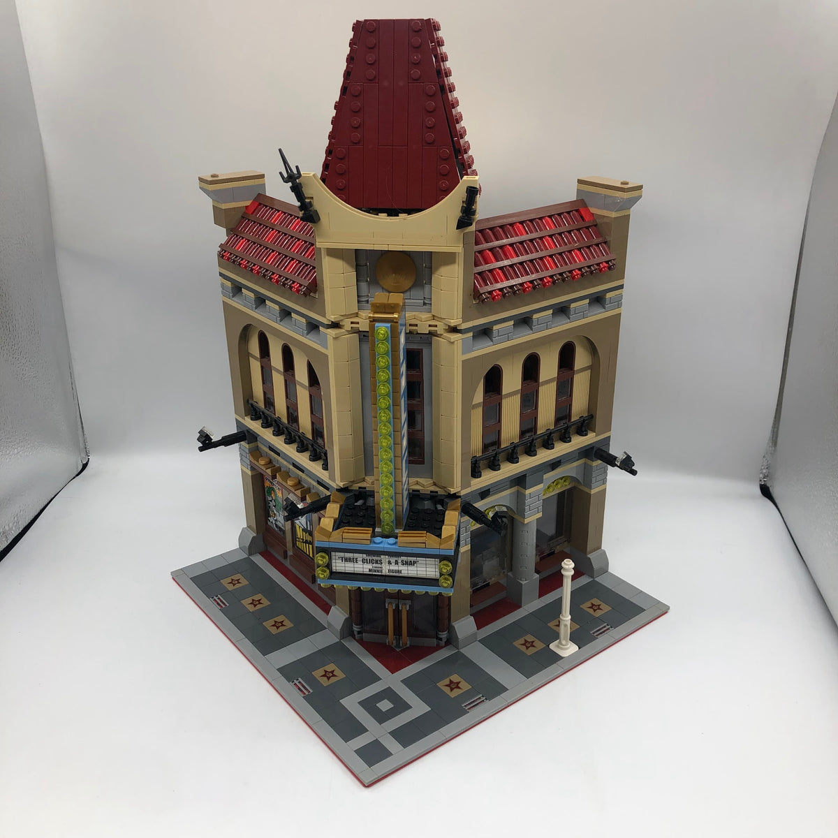 Palace Cinema 10232 - Used, Exclusive, Retired LEGO Creator Expert Set ...