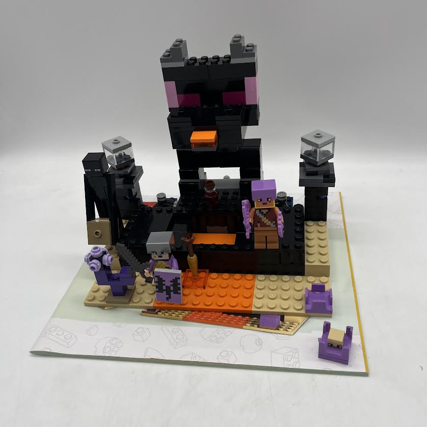 21242 The End Arena - Used LEGO Minecraft Set – Bricks & Minifigs Eugene