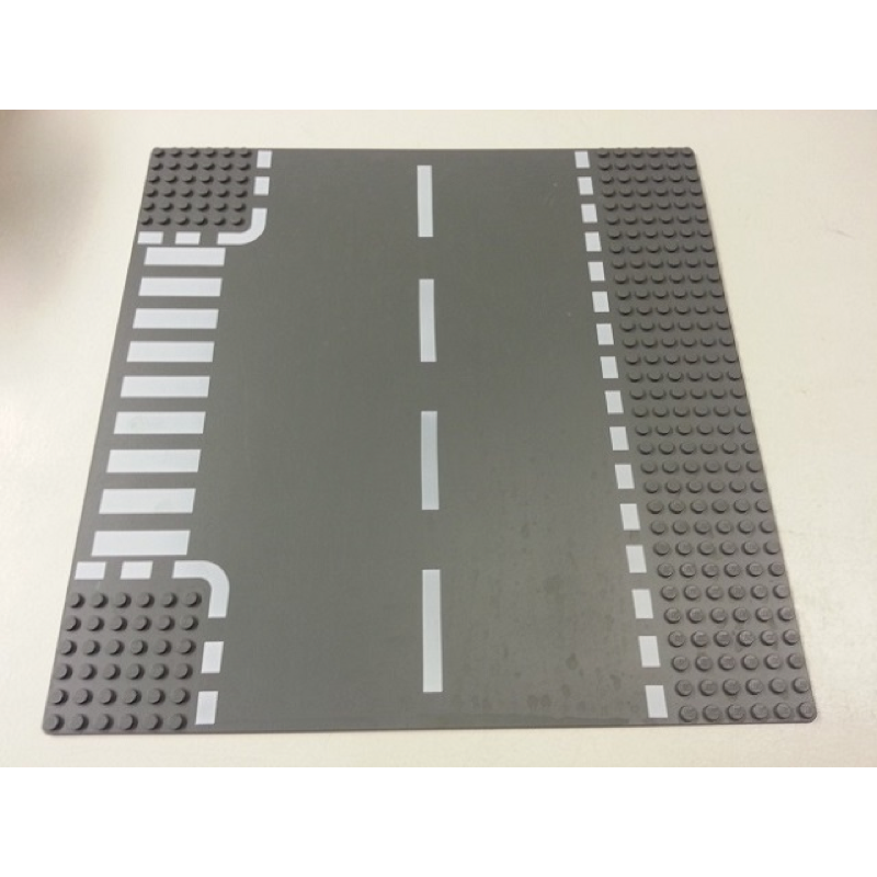 LEGO® Road Baseplate 10"x10" - T Intersection – Bricks & Minifigs Eugene