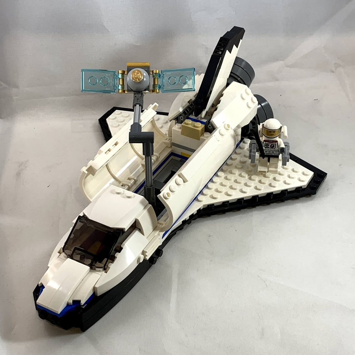 31066 Space Shuttle Explorer [USED] – Bricks & Minifigs Eugene